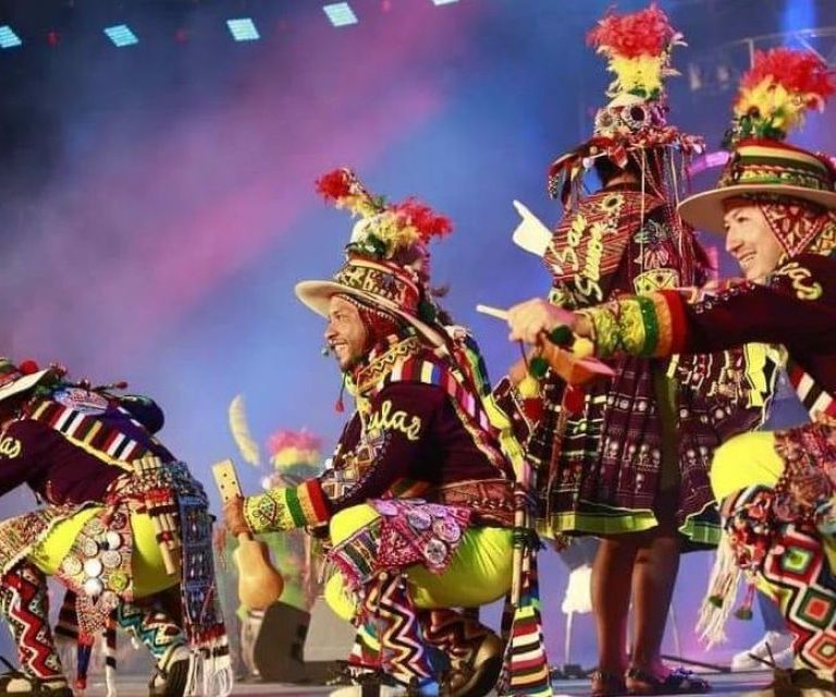Santotomeño bailó folklore boliviano en el escenario de Cosquín | El ...