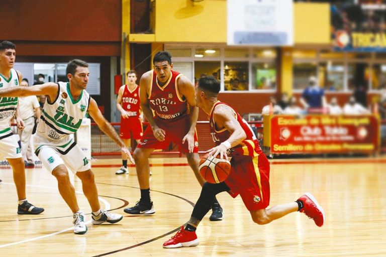 Básquet: Tokio fue de menor a mayor y derrotó 71 a 65 a El Tala de ...
