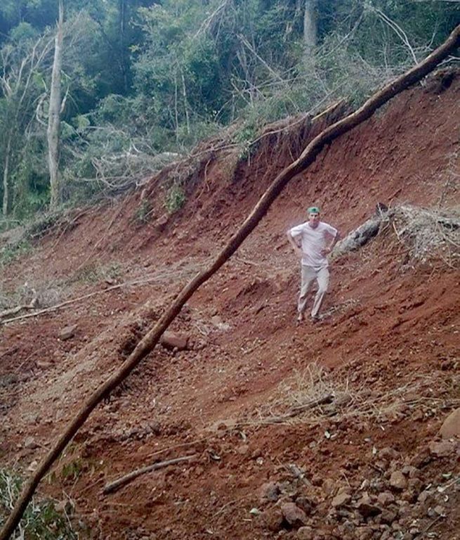 Afirman que el derrumbe de tierra es un fenómeno natural y común | EL ...