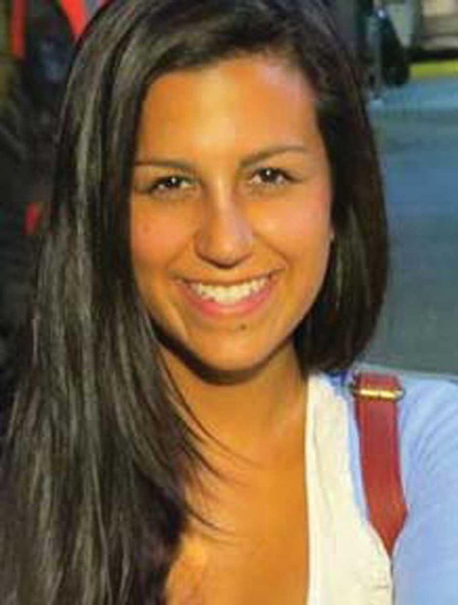 Lo buscaban por el crimen de Nicole y su familia lo entregó | EL ...