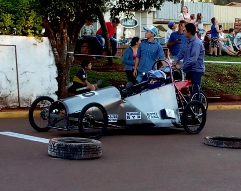 La cuarta fecha de los Autos Eléctricos fue para la Epet N° 3 | EL TERRITORIO noticias de Misiones