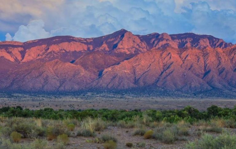 Encontraron un tesoro escondido en las Montañas Rocallosas tras 10 años ...